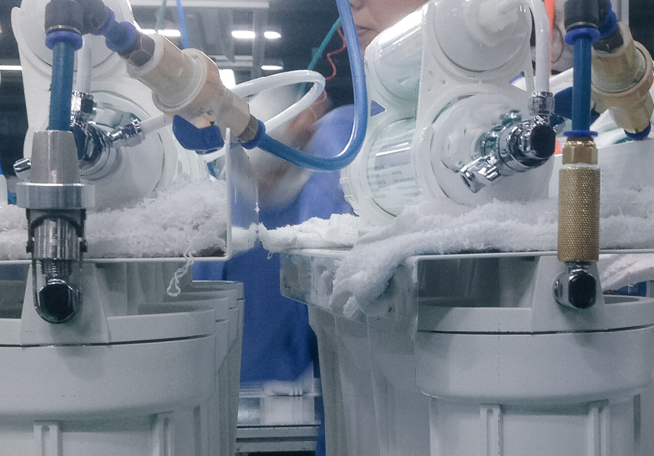 Soapy Water for Leak Testing: A Method with Limitations | INFICON