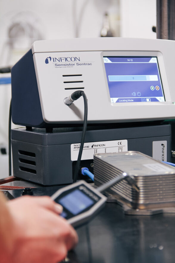 Non-Destructive Leak Test of Plate Heat Exchangers (PHE) | INFICON